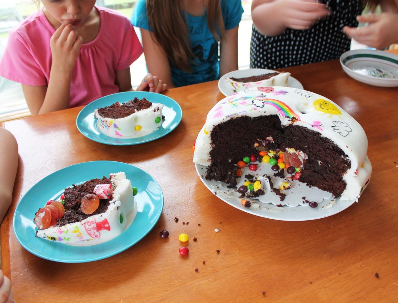 Fondant Cakes | Live. Learn. Love. Eat. | Page 2